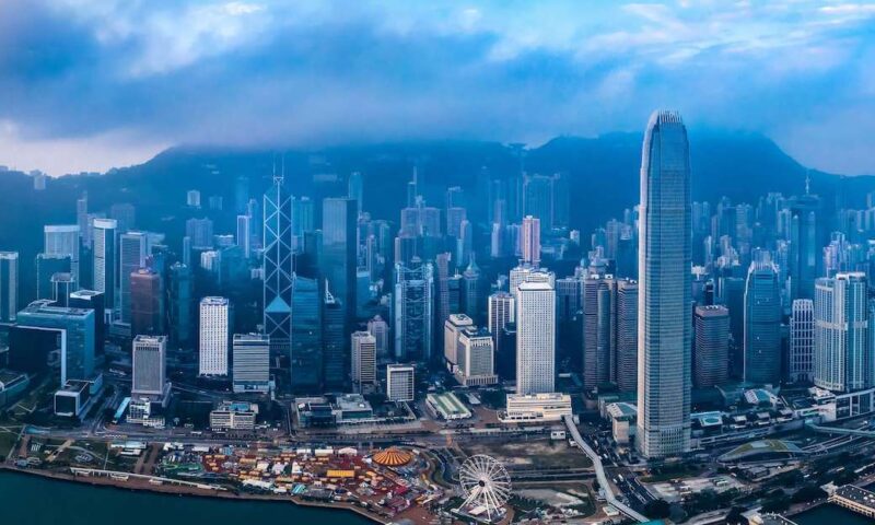 6 Pillars of Data Quality (+ Examples) for Better Business Growth